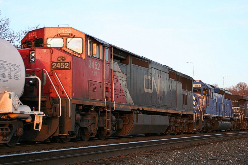 CN 2452